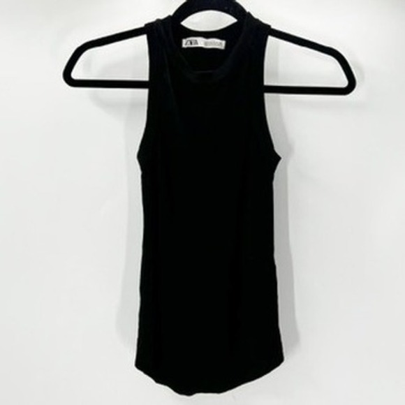 Zara | Tops | Zara Black Ribbed Knit Sleeveless Tank Top Crew Neck ...
